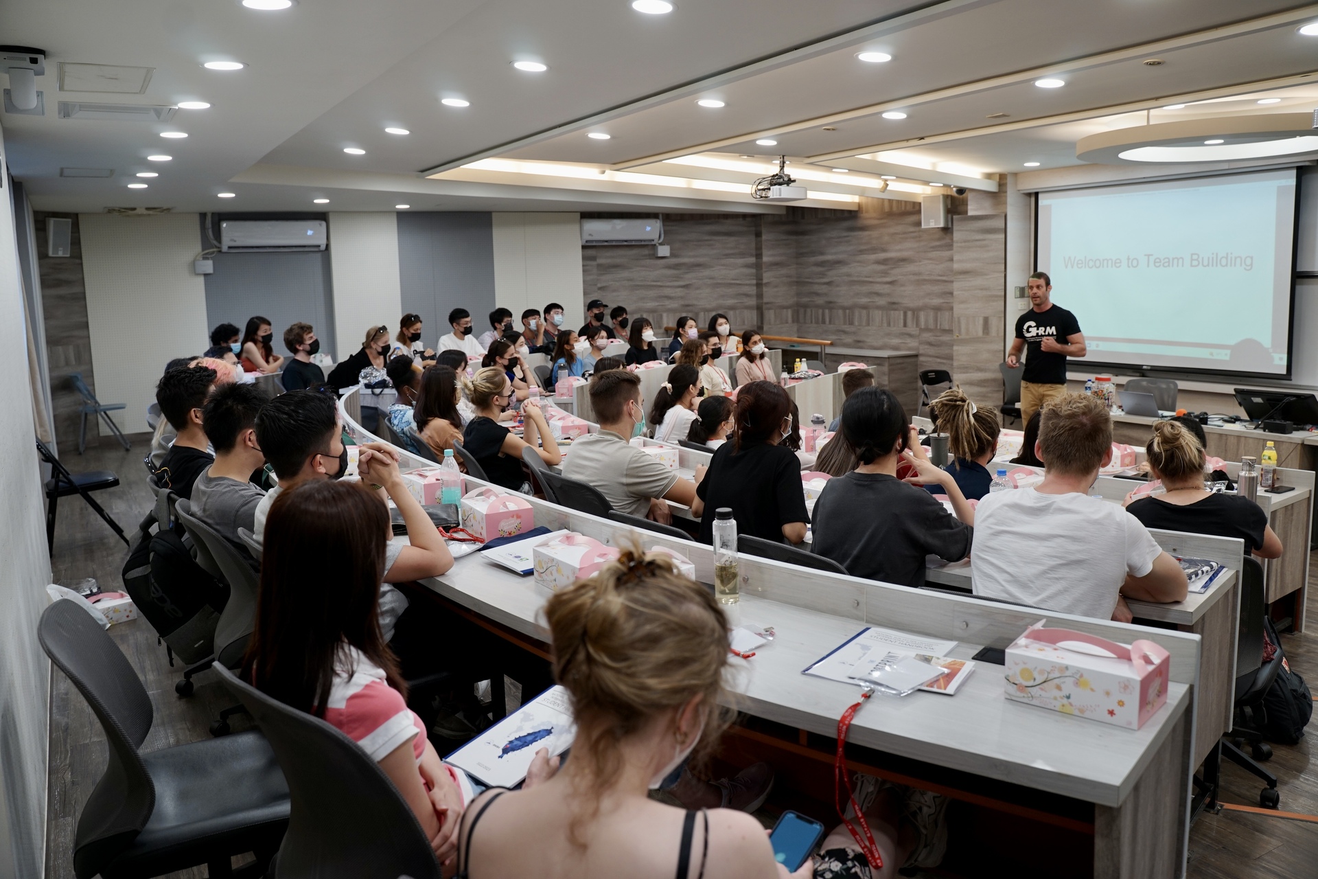 《2022-2023 Fall 》IBMBA & GHRM MBA Program Orientation - College of Management, NSYSU