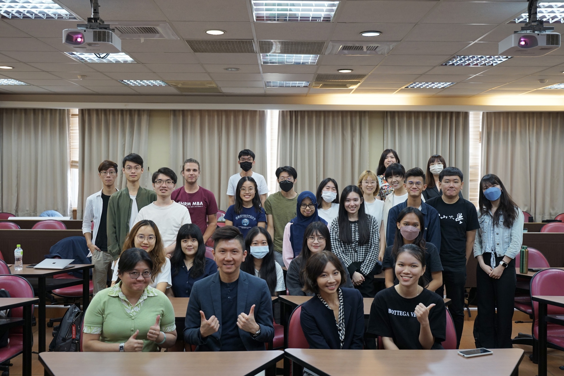 《111-2 GHRM608》 The relationship between human resources and the ...